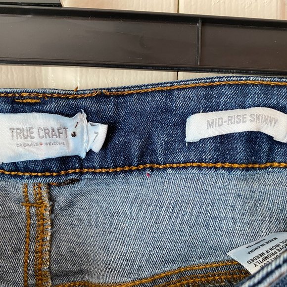True Craft | Jeans | True Craft Skinny Mid Rise Ripped Jeans Size 7 ...